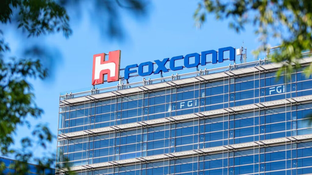 Foxconn Recalls Hundreds of Chinese Workers from India, Clouding Apple’s Manufacturing Ambitions ...